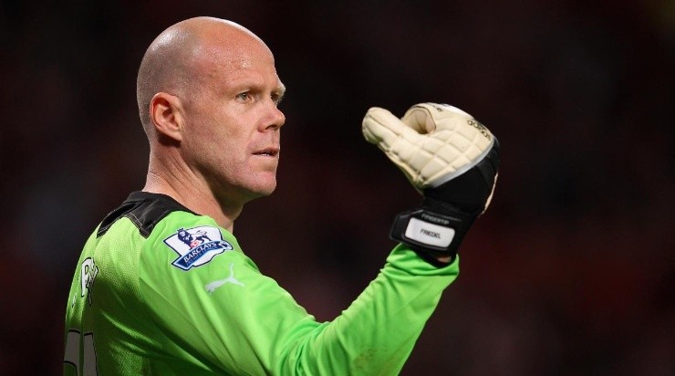 Former USMNT goalkeeper and New England Revolution coach Brad Friedel ...
