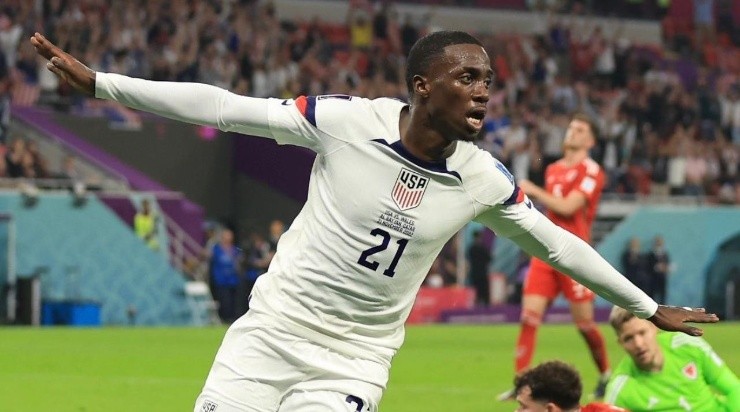 Are George and Timothy Weah father and son?