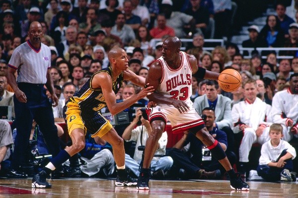 Reggie Miller confesó que aún quiere golpear a Michael Jordan a pesar ...