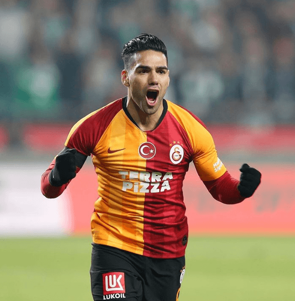 "Las puertas están abiertas": Mánager de River le coquetea a Falcao