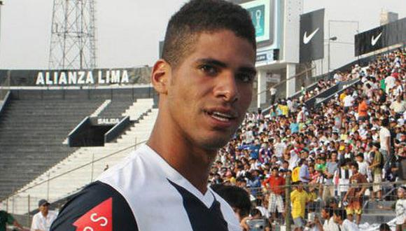 Miguel Curiel criticó al Al Ángulo por no medir "a todos con la misma vara"