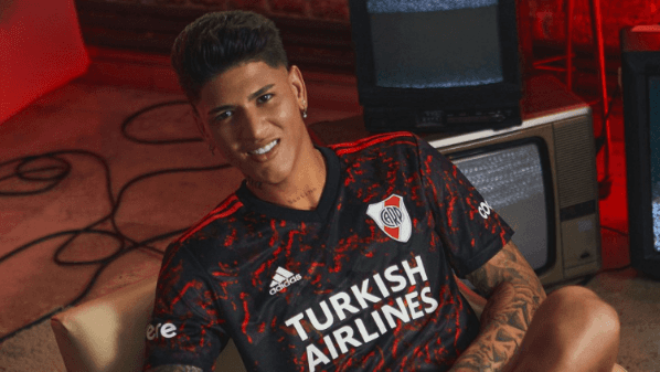 FOTOS: Así es la nueva camiseta de River que estrenará ante Central ...