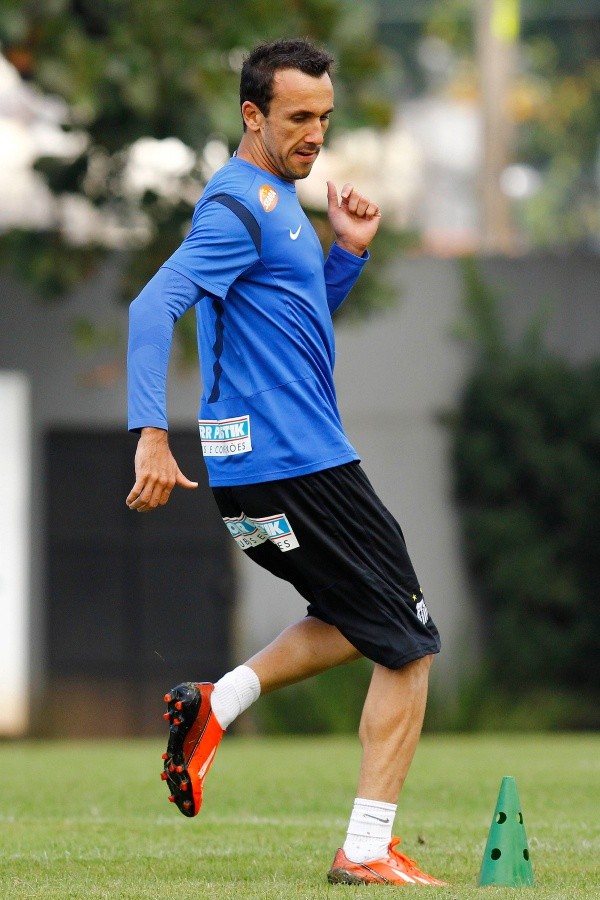 “Anunciou nesta quarta-feira”; Futuro de Thiago Ribeiro é do ‘lado’ da ...